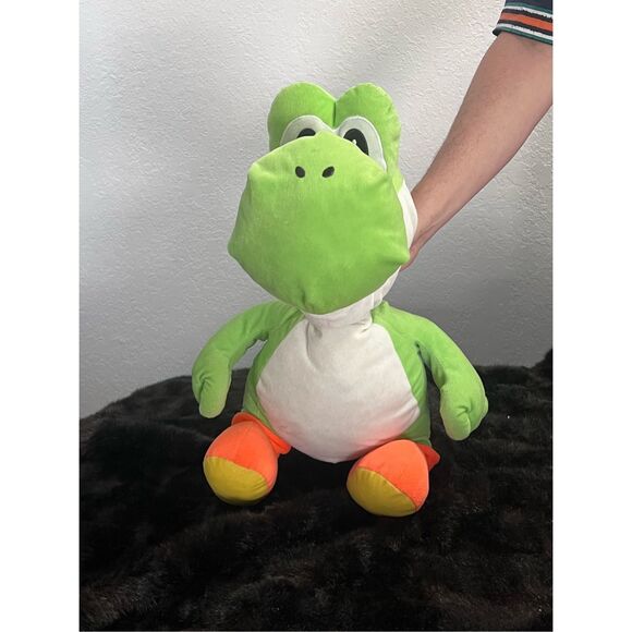 Nintendo | Toys | Nintendo Super Mario Green Yoshi Plush Cuddle Pillow ...